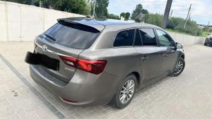 Pelēks Toyota Avensis 2017 Kauņa, ar dzinēja tilpumu 1.80 L un nobraukumu 158 tūkst. km par 12900 €, foto  vietnē AUTOMOTO.COM.LV