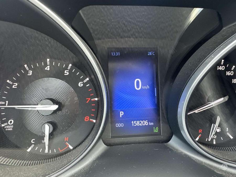 Серый Тойота Авенсис 2017 в Каунас, объемом двигателя 1.80 л и пробегом 158 тыс. км за 12900 €, фото 10 на AUTOMOTO.COM.LV