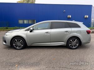 Серый Тойота Авенсис 2017 в Пайде, объемом двигателя 1.80 л и пробегом 117 тыс. км за 13990 €, фото 4 на AUTOMOTO.COM.LV