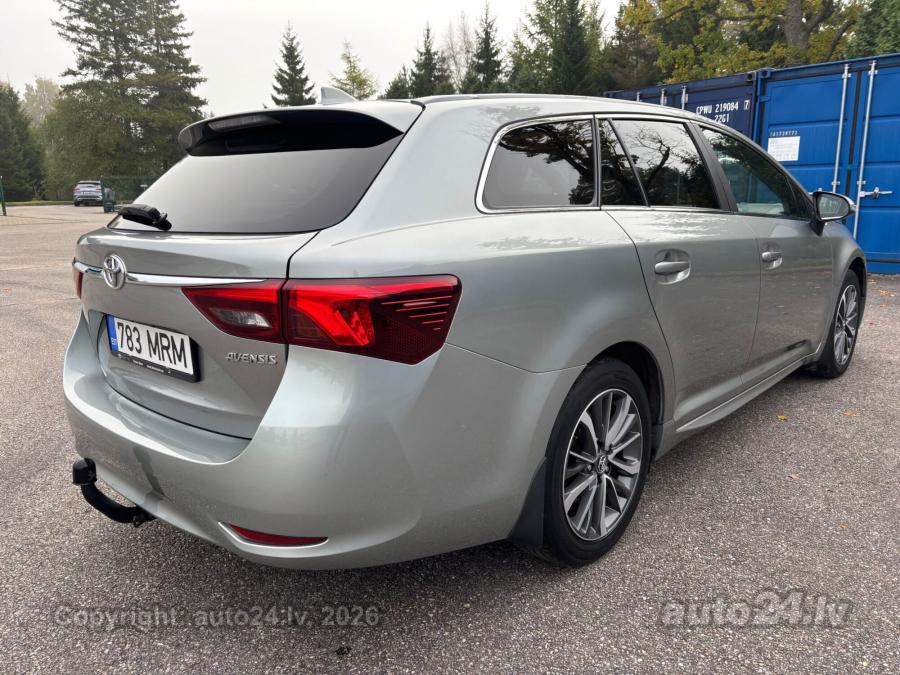Серый Тойота Авенсис 2017 в Пайде, объемом двигателя 1.80 л и пробегом 117 тыс. км за 13990 €, фото 6 на AUTOMOTO.COM.LV