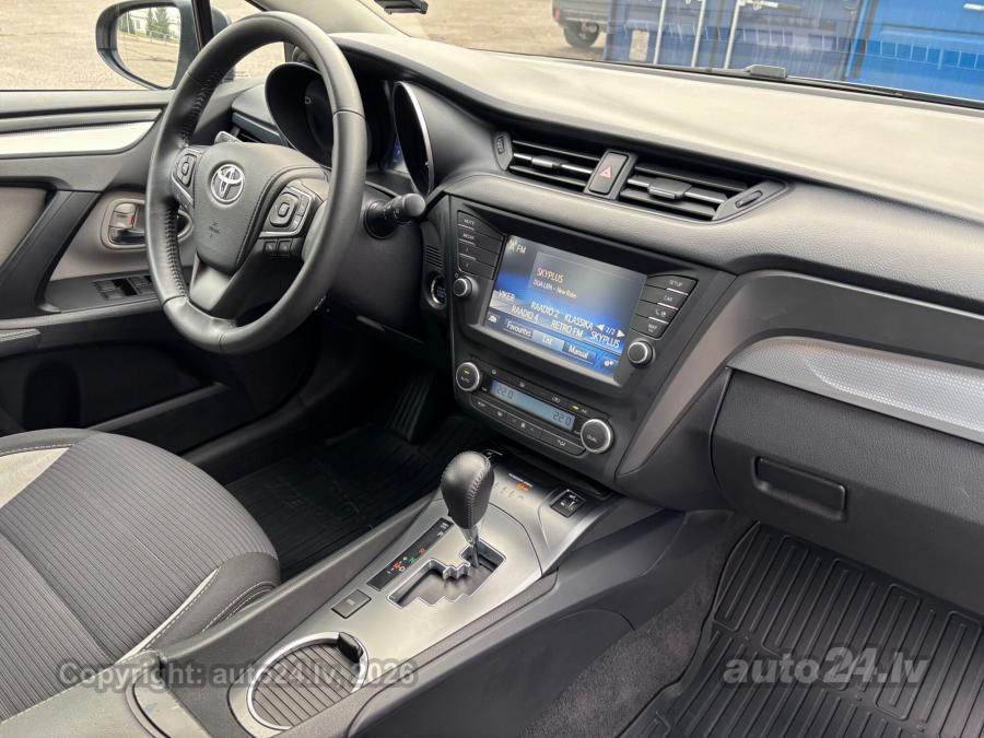 Серый Тойота Авенсис 2017 в Пайде, объемом двигателя 1.80 л и пробегом 117 тыс. км за 13990 €, фото 9 на AUTOMOTO.COM.LV