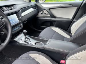 Серый Тойота Авенсис 2017 в Пайде, объемом двигателя 1.80 л и пробегом 117 тыс. км за 13990 €, фото 13 на AUTOMOTO.COM.LV
