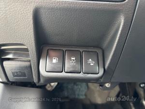 Серый Тойота Авенсис 2017 в Пайде, объемом двигателя 1.80 л и пробегом 117 тыс. км за 13990 €, фото 20 на AUTOMOTO.COM.LV