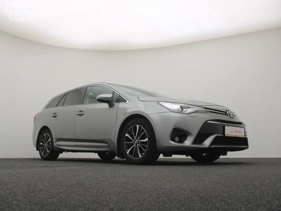 Pelēks Toyota Avensis 2018 Viļņa, ar dzinēja tilpumu 2.00 L un nobraukumu 178 tūkst. km par 13399 €, foto 11 vietnē AUTOMOTO.COM.LV