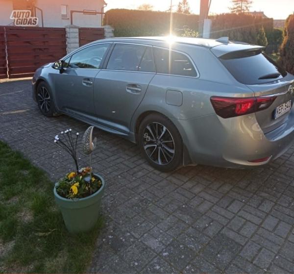 Серый Тойота Авенсис 2018 в Шилуте, объемом двигателя 2.00 л и пробегом 142 тыс. км за 13000 €, фото 4 на AUTOMOTO.COM.LV