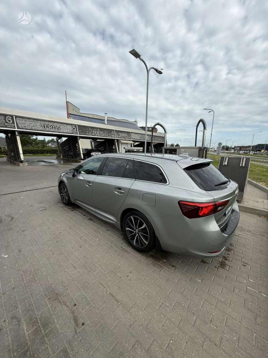 Pelēks Toyota Avensis 2018 Kauņa, ar dzinēja tilpumu 1.80 L un nobraukumu 60 tūkst. km par 14000 €, foto 3 vietnē AUTOMOTO.COM.LV