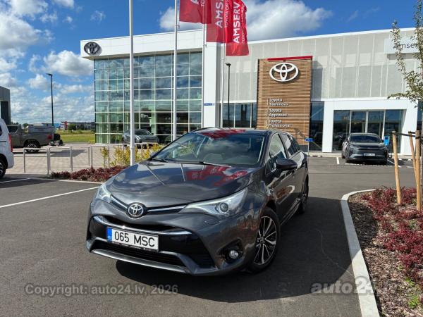 Серый Тойота Авенсис 2018 в Таллин, объемом двигателя 1.80 л и пробегом 155 тыс. км за 13490 €, фото 1 на AUTOMOTO.COM.LV