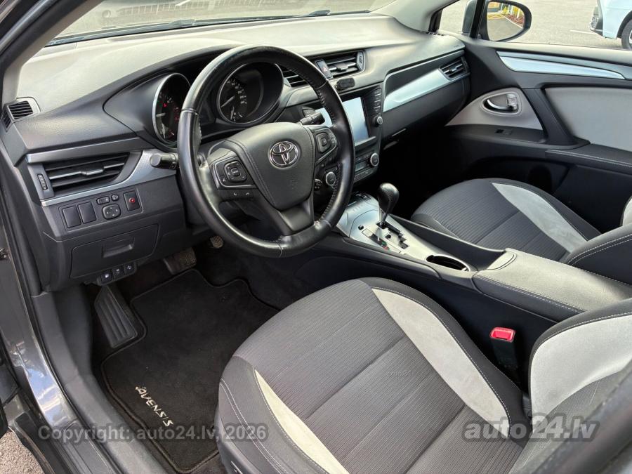 Pelēks Toyota Avensis 2018 Tallina, ar dzinēja tilpumu 1.80 L un nobraukumu 155 tūkst. km par 13490 €, foto 9 vietnē AUTOMOTO.COM.LV