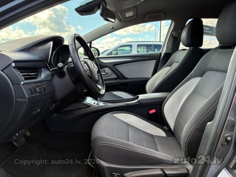Pelēks Toyota Avensis 2018 Tallina, ar dzinēja tilpumu 1.80 L un nobraukumu 155 tūkst. km par 13490 €, foto 10 vietnē AUTOMOTO.COM.LV