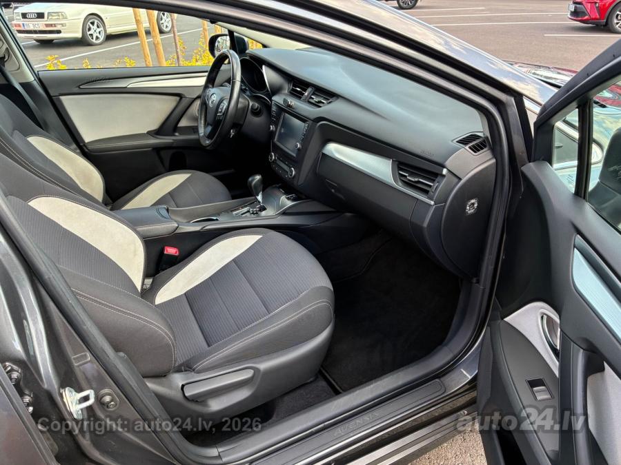 Pelēks Toyota Avensis 2018 Tallina, ar dzinēja tilpumu 1.80 L un nobraukumu 155 tūkst. km par 13490 €, foto 12 vietnē AUTOMOTO.COM.LV