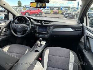 Pelēks Toyota Avensis 2018 Tallina, ar dzinēja tilpumu 1.80 L un nobraukumu 155 tūkst. km par 13490 €, foto 14 vietnē AUTOMOTO.COM.LV