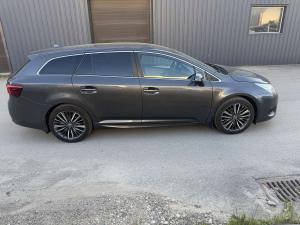 Серый Тойота Авенсис 2018 в Паневежис, объемом двигателя 1.80 л и пробегом 248 тыс. км за 10999 €, фото 9 на AUTOMOTO.COM.LV