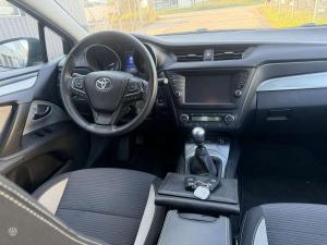 Серый Тойота Авенсис 2018 в Паневежис, объемом двигателя 1.80 л и пробегом 248 тыс. км за 10999 €, фото 12 на AUTOMOTO.COM.LV