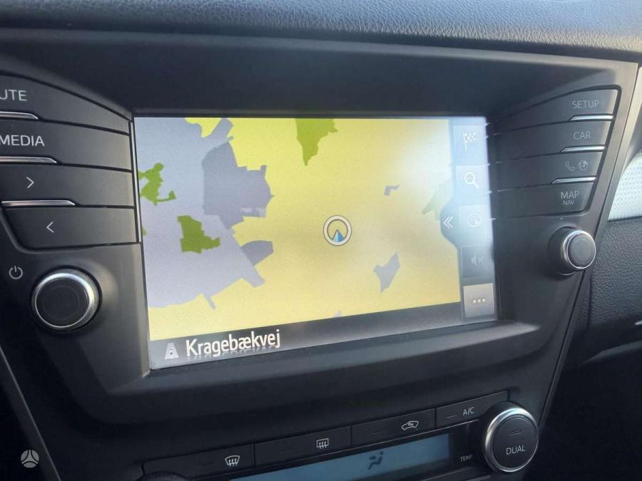 Серый Тойота Авенсис 2018 в Паневежис, объемом двигателя 1.80 л и пробегом 248 тыс. км за 10999 €, фото 20 на AUTOMOTO.COM.LV