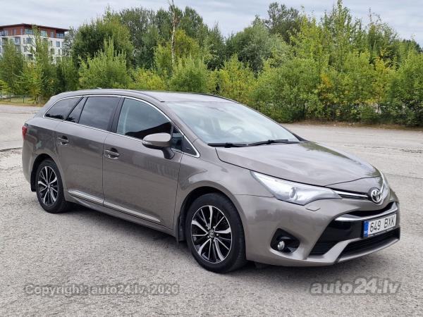 Pelēks Toyota Avensis 2018 Tallina, ar dzinēja tilpumu 1.80 L un nobraukumu 146 tūkst. km par 13900 €, foto 2 vietnē AUTOMOTO.COM.LV