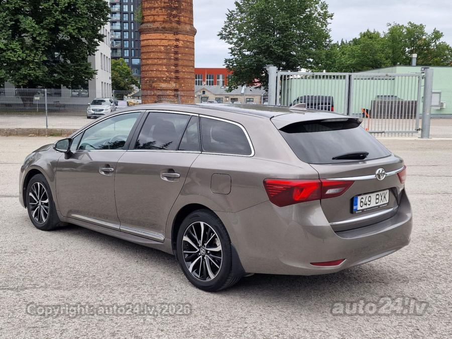 Серый Тойота Авенсис 2018 в Таллин, объемом двигателя 1.80 л и пробегом 146 тыс. км за 13900 €, фото 5 на AUTOMOTO.COM.LV