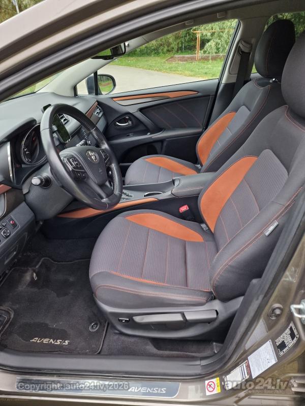 Pelēks Toyota Avensis 2018 Tallina, ar dzinēja tilpumu 1.80 L un nobraukumu 146 tūkst. km par 13900 €, foto 9 vietnē AUTOMOTO.COM.LV