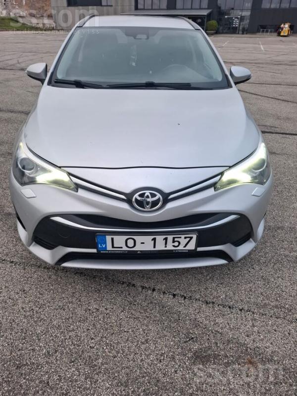Серый Тойота Авенсис 2018 в Рига, объемом двигателя 1.80 л и пробегом 158 тыс. км за 10500 €, фото 5 на AUTOMOTO.COM.LV