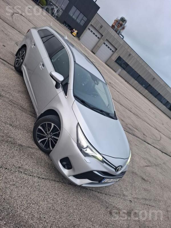 Серый Тойота Авенсис 2018 в Рига, объемом двигателя 1.80 л и пробегом 158 тыс. км за 10500 €, фото 6 на AUTOMOTO.COM.LV