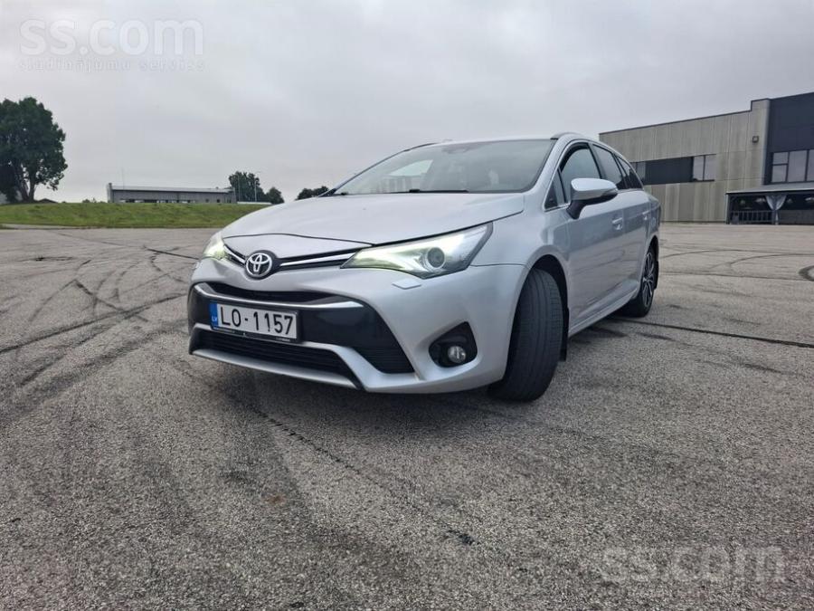 Серый Тойота Авенсис 2018 в Рига, объемом двигателя 1.80 л и пробегом 158 тыс. км за 10500 €, фото 14 на AUTOMOTO.COM.LV
