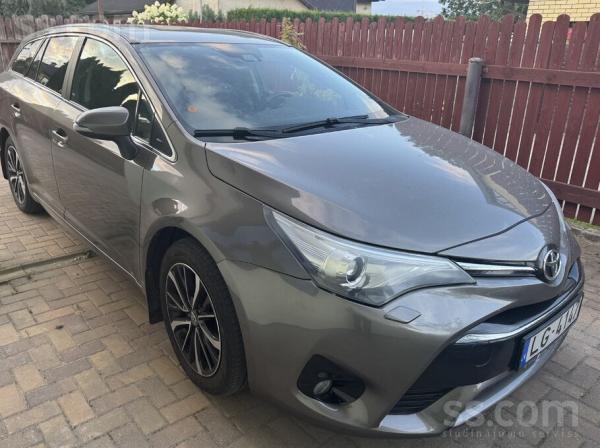 Серый Тойота Авенсис 2018 в Рига, объемом двигателя 1.80 л и пробегом 165 тыс. км за 10450 €, фото 4 на AUTOMOTO.COM.LV