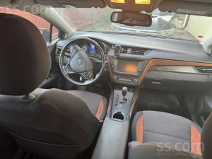Grey Toyota Avensis 2018 in Riga, with an engine capacity of 1.80 L and mileage of 165 thousand km for 10450 €, photo 6 on AUTOMOTO.COM.LV