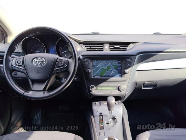 Grey Toyota Avensis 2018 in Tallinn, with an engine capacity of 1.80 L and mileage of 143 thousand km for 14995 €, photo 8 on AUTOMOTO.COM.LV