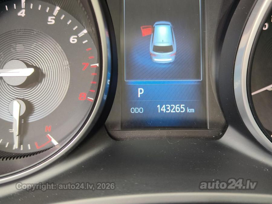 Серый Тойота Авенсис 2018 в Таллин, объемом двигателя 1.80 л и пробегом 143 тыс. км за 14995 €, фото 14 на AUTOMOTO.COM.LV