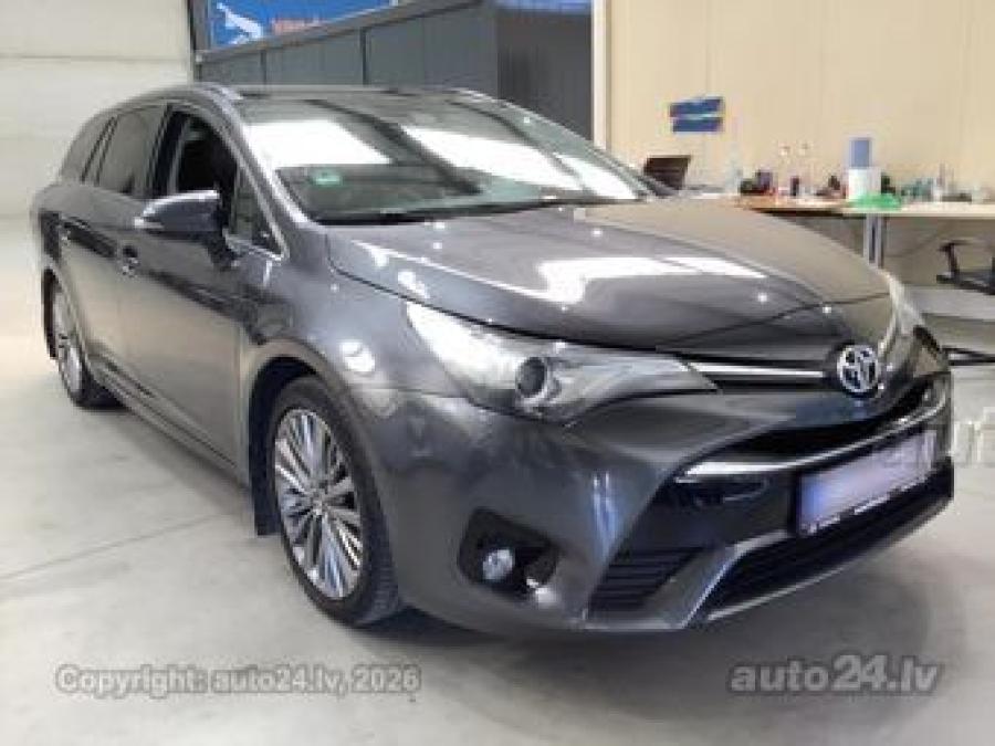Серый Тойота Авенсис 2018 в Таллин, объемом двигателя 1.60 л и пробегом 174 тыс. км за 9999 €, фото 4 на AUTOMOTO.COM.LV