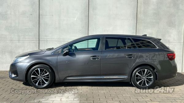 Toyota Avensis 2018 Tallina vietnē Pelēks Toyota Avensis 2018 Tallina, ar dzinēja tilpumu 1.80 L un nobraukumu 118 tūkst. km par 14500 €, foto 7 vietnē AUTOMOTO.COM.LV