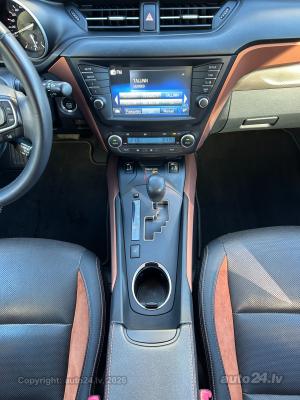 Серый Тойота Авенсис 2018 в Таллин, объемом двигателя 1.80 л и пробегом 118 тыс. км за 14500 €, фото 15 на AUTOMOTO.COM.LV