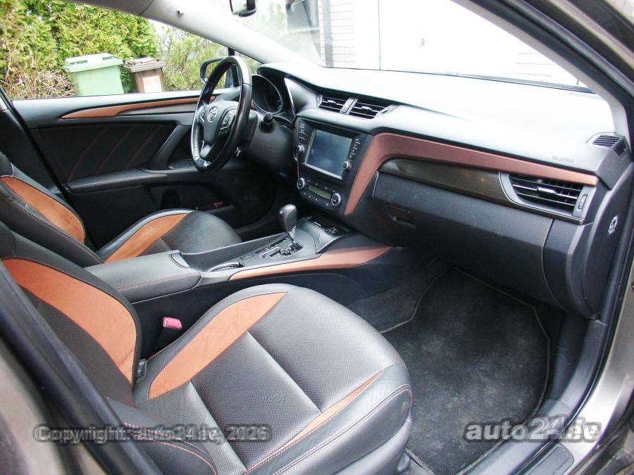 Серый Тойота Авенсис 2019 в Таллин, объемом двигателя 1.80 л и пробегом 165 тыс. км за 13494 €, фото 6 на AUTOMOTO.COM.LV