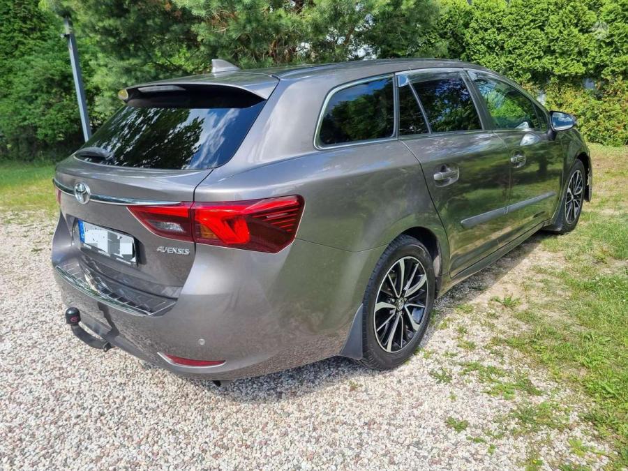 Серый Тойота Авенсис 2019 в Алитус, объемом двигателя 1.80 л и пробегом 132 тыс. км за 8900 €, фото 5 на AUTOMOTO.COM.LV