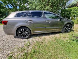 Серый Тойота Авенсис 2019 в Алитус, объемом двигателя 1.80 л и пробегом 132 тыс. км за 8900 €, фото 6 на AUTOMOTO.COM.LV