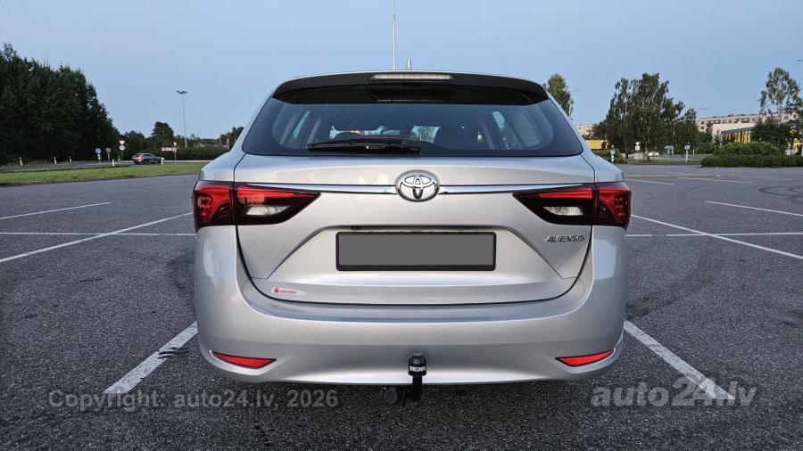 Pelēks Toyota Avensis 2019 Keila, ar dzinēja tilpumu 1.80 L un nobraukumu 139 tūkst. km par 14300 €, foto 9 vietnē AUTOMOTO.COM.LV