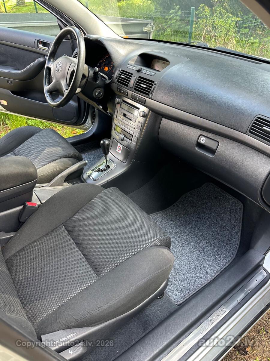 Toyota Avensis 2004 Tallina, ar dzinēja tilpumu 2.00 L un nobraukumu 207 tūkst. km par 2499 €, foto 10 vietnē AUTOMOTO.COM.LV