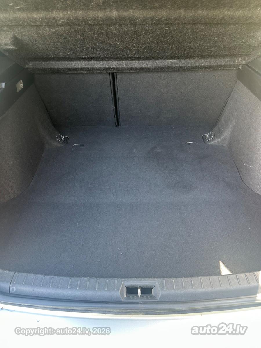 Toyota Avensis 2004 Tallina, ar dzinēja tilpumu 2.00 L un nobraukumu 207 tūkst. km par 2499 €, foto 15 vietnē AUTOMOTO.COM.LV