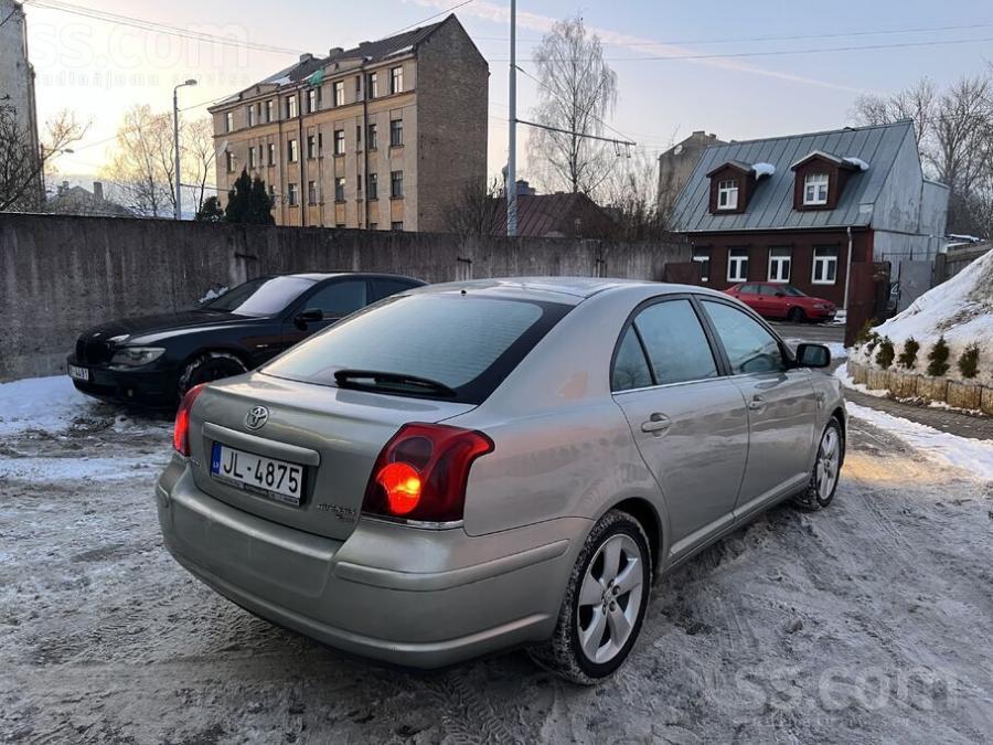 Тойота Авенсис 2004 в Рига, объемом двигателя 2.00 л и пробегом 310 тыс. км за 1550 €, фото 5 на AUTOMOTO.COM.LV