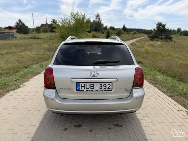 Toyota Avensis 2004 in Ukmerge, with an engine capacity of 2.00 L and mileage of 327 thousand km for 900 €, photo 8 on AUTOMOTO.COM.LV