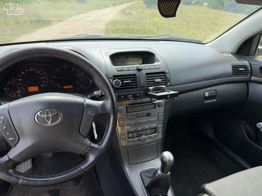Тойота Авенсис 2004 в Укмерге, объемом двигателя 2.00 л и пробегом 327 тыс. км за 900 €, фото 11 на AUTOMOTO.COM.LV