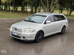 Тойота Авенсис 2004 в Укмерге, объемом двигателя 2.00 л и пробегом 327 тыс. км за 880 €, фото  на AUTOMOTO.COM.LV