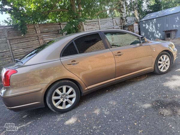 Toyota Avensis 2004 in Radviliskis, with an engine capacity of 2.00 L and mileage of 290 thousand km for 1400 €, photo 3 on AUTOMOTO.COM.LV