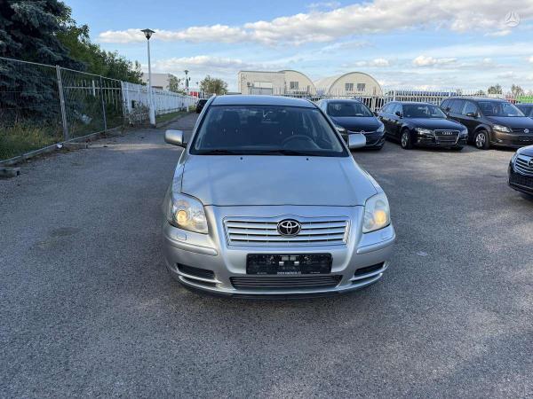 Toyota Avensis 2004 Marijampole, ar dzinēja tilpumu 1.76 L un nobraukumu 223 tūkst. km par 1950 €, foto 3 vietnē AUTOMOTO.COM.LV