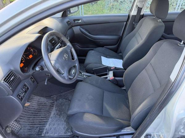 Toyota Avensis 2004 Marijampole, ar dzinēja tilpumu 1.76 L un nobraukumu 223 tūkst. km par 1950 €, foto 10 vietnē AUTOMOTO.COM.LV