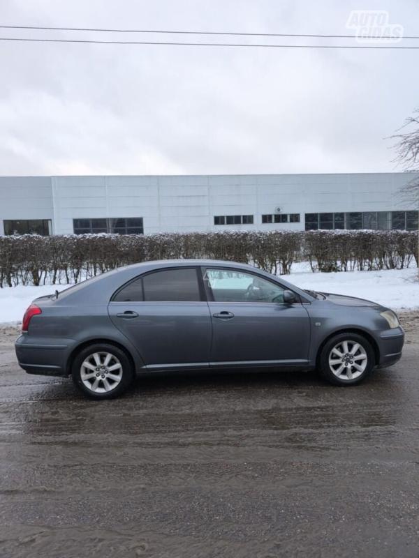 Toyota Avensis 2005 in Vilnius, with an engine capacity of 2.00 L and mileage of 345 thousand km for 1000 €, photo 6 on AUTOMOTO.COM.LV