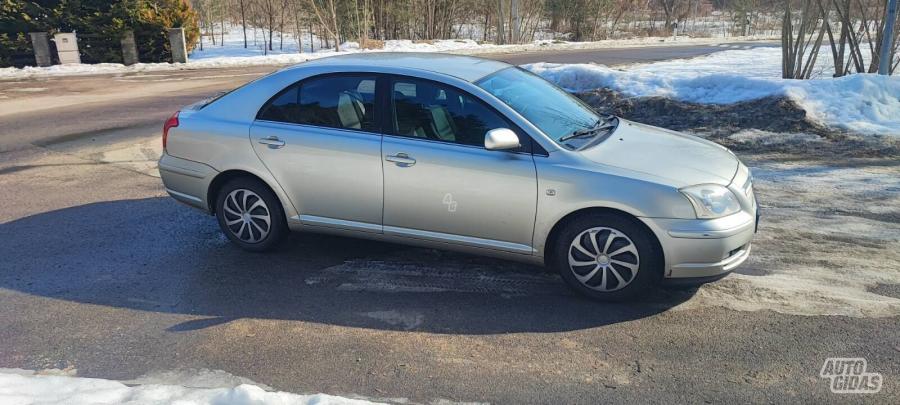 Toyota Avensis 2005 Viļņa, ar dzinēja tilpumu 2.00 L un nobraukumu 370 tūkst. km par 1590 €, foto 4 vietnē AUTOMOTO.COM.LV