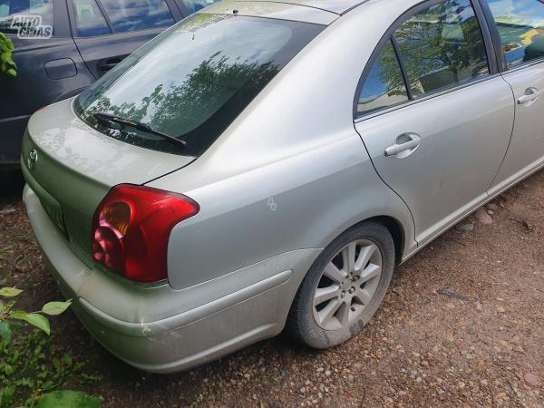 Toyota Avensis 2005 Kauņa, ar dzinēja tilpumu 2.00 L un nobraukumu 380 tūkst. km par 1050 €, foto 3 vietnē AUTOMOTO.COM.LV