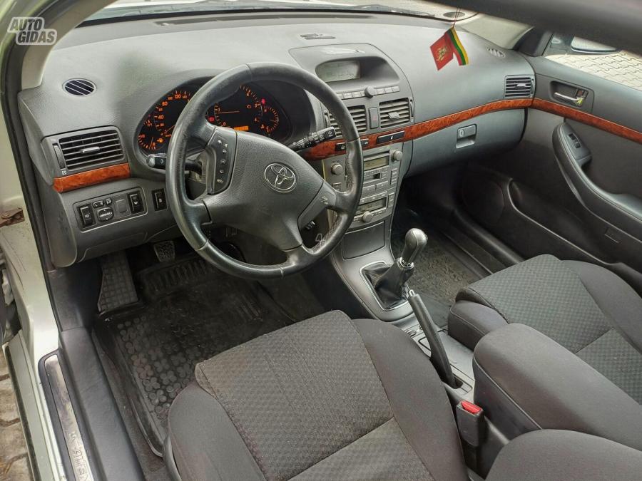 Toyota Avensis 2005 in Kaunas, with an engine capacity of 2.00 L and mileage of 310 thousand km for 1850 €, photo 6 on AUTOMOTO.COM.LV