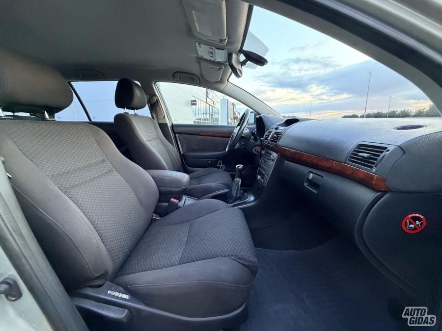 Toyota Avensis 2005 in Utena, with an engine capacity of 2.00 L and mileage of 492 thousand km for 1990 €, photo 23 on AUTOMOTO.COM.LV