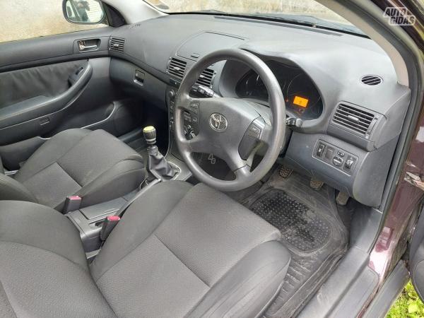 Toyota Avensis 2005 Biržai, ar dzinēja tilpumu 2.00 L un nobraukumu 266 tūkst. km par 499 €, foto 5 vietnē AUTOMOTO.COM.LV